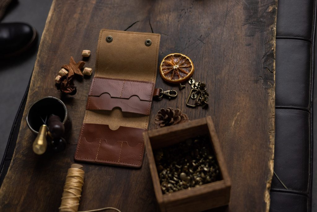 10 steps to create Photography flat-lays - winter edition. - The Hantler