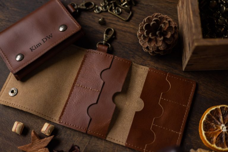 10 steps to create Photography flat-lays - winter edition. - The Hantler